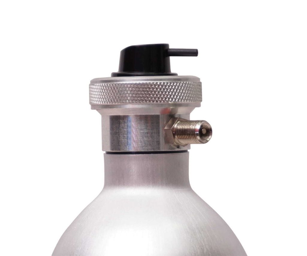 Forch Refillable aluminium spray bottle with compressed air fitting ...